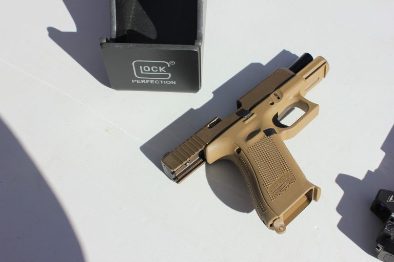 Shooting the Glock 19X at the 2018 SHOT Show | On Duty Gear Blog